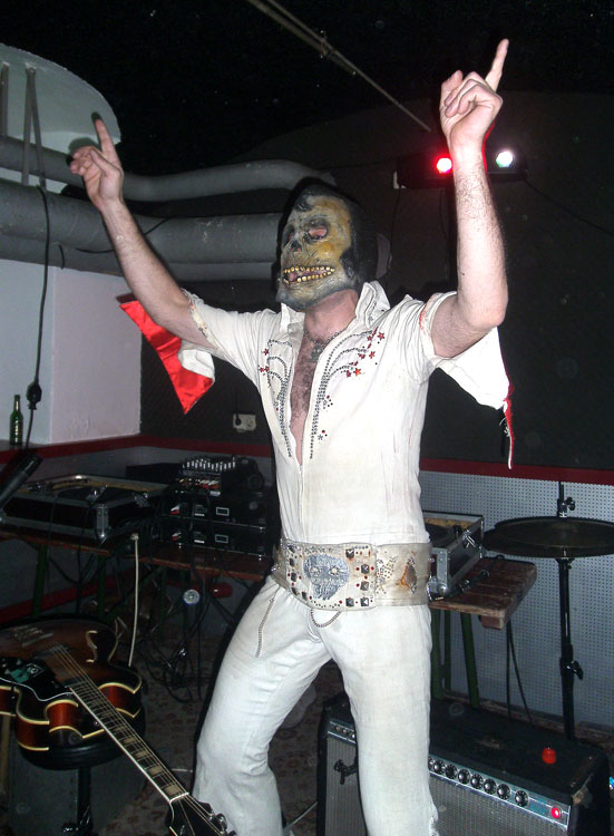 Dead Elvis and his One Man Grave | rockstage-riot-rheinmain.de