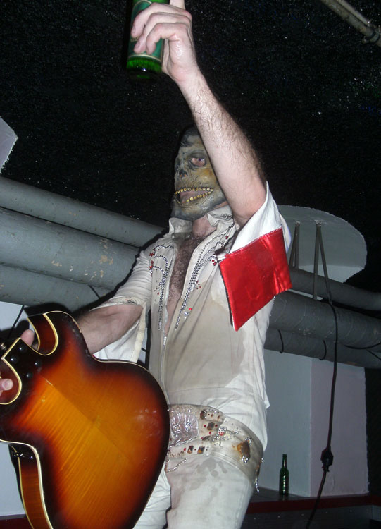 Dead Elvis and his One Man Grave | rockstage-riot-rheinmain.de